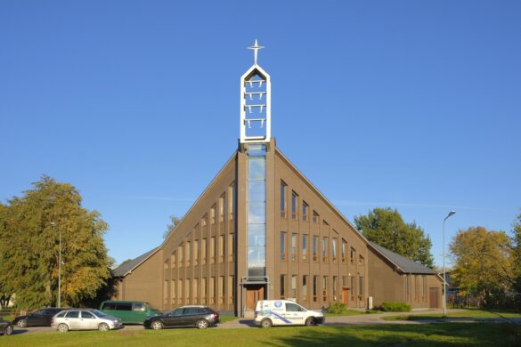 What Is the Church of England Religion? A Guide to Anglican Beliefs ...